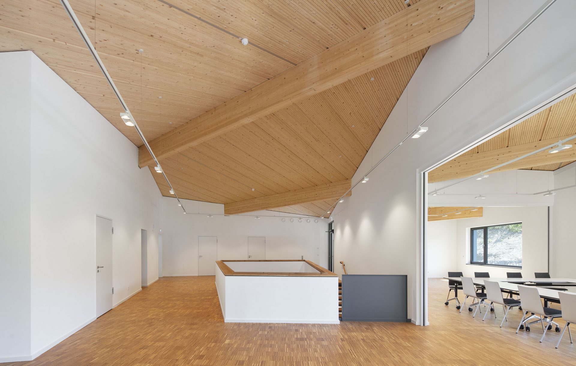 Gemeindezentrum an Sankt Blasius Balve - Banz + Riecks Architekten Gemeindezentrum an Sankt Blasius Balve - Banz + Riecks Architekten